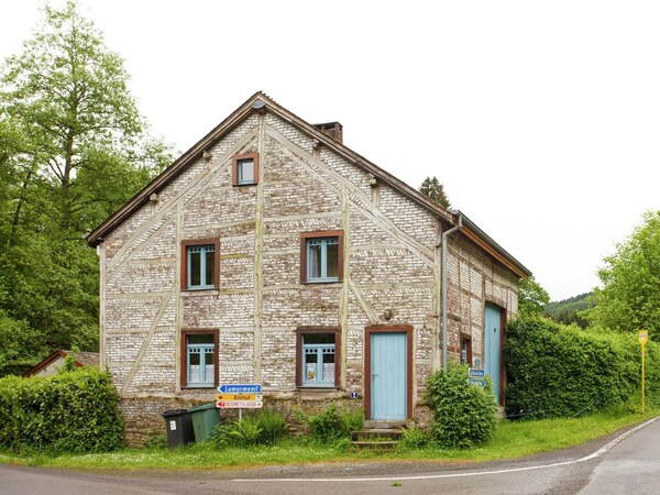 Gîte Rénové En Pleine Nature - La Roche-en-Ardenne