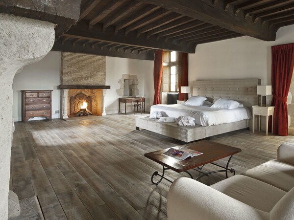 Schloss In Nouvelle-aquitaine Mit Pool & Aussicht - Département Lot-et-Garonne