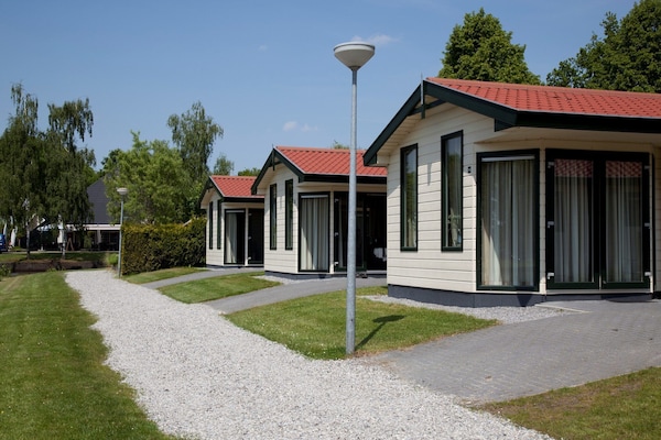 Mobil-home Moderne Près De L'eau - Drenthe