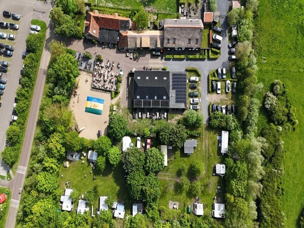 Superb Holiday Home On A Mini Campsite, 400 Meters From The Beach - Kamperland