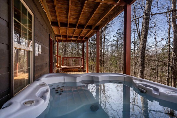 Intro Rate Fantastic Mountain Views From The Deck With Hot Tub, Fire Pit - Blairsville, GA