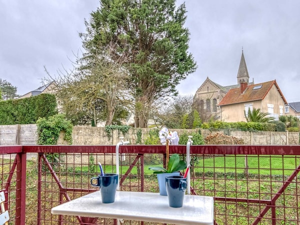 Apartment In Port-en-bessin Near Seashore - Omaha Beach