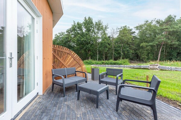 Holiday Home In Forested Netherlands With Terrace - Tilburg