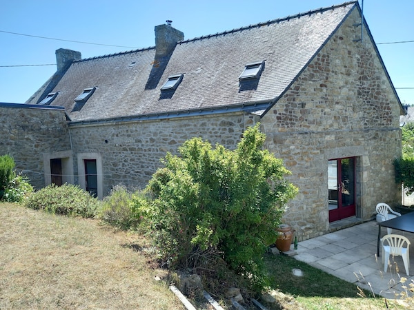 Charmant Gîte En Pierre Proche De Magnifiques Plages Et De Sentiers Côtiers - Morbihan