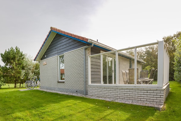 Gemütlicher Bungalow 1,5 Km Vom Strand Entfernt - Hollum