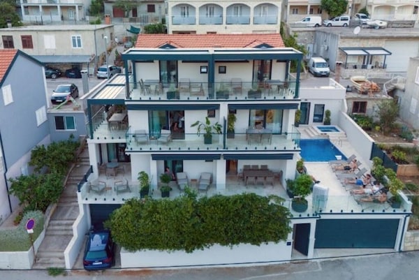 Villa Fortuna Ap3 : One-bedroom Apartment - Korčula