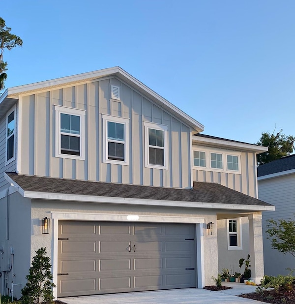 Cozy Home With Workspace - DeLand, FL