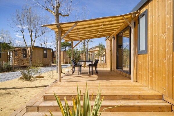 Chalet Moderne Avec Airco, Sur Un Parc De Vacances, à 1,5 Km. De La Plage - Hérault