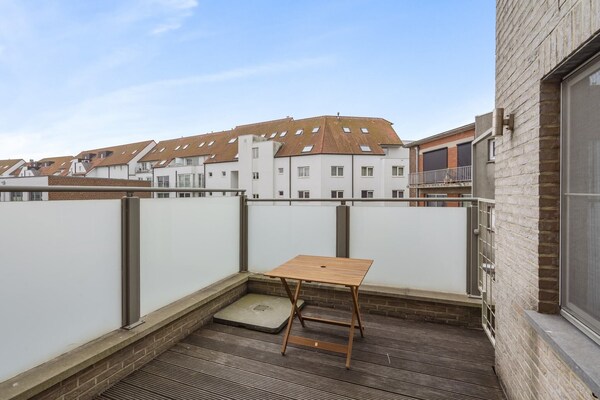 Agradable Apartamento Cerca Del Paseo Marítimo - Bruges