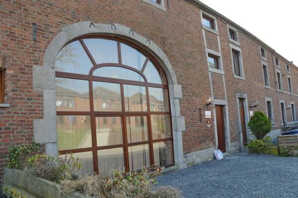 Ferme Rustique Avec Sauna Extérieur Privé - Marche-en-Famenne