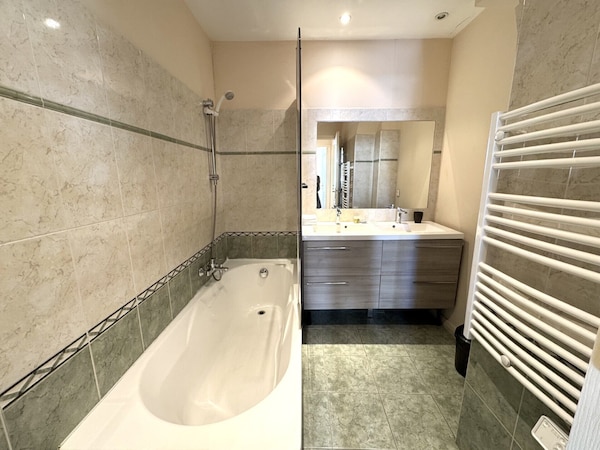 Cc G Hotel Des Postes 2 - City Center Massena - Plage Cros Dei Pin