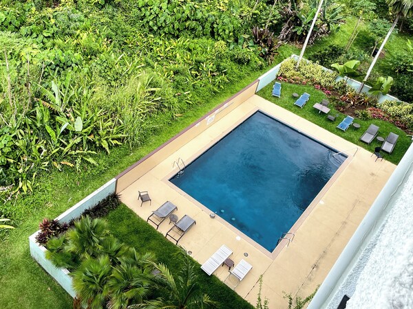 A Tropical Paradise 2 Bed/1bath. Stunning Bay And Ocean Views - Hilo, HI