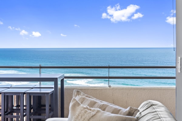 Comfy 3 Bedroom Ocean View Apartment - Q Stay. Zenith 2004 - 5n - Nb - Surfers Paradise