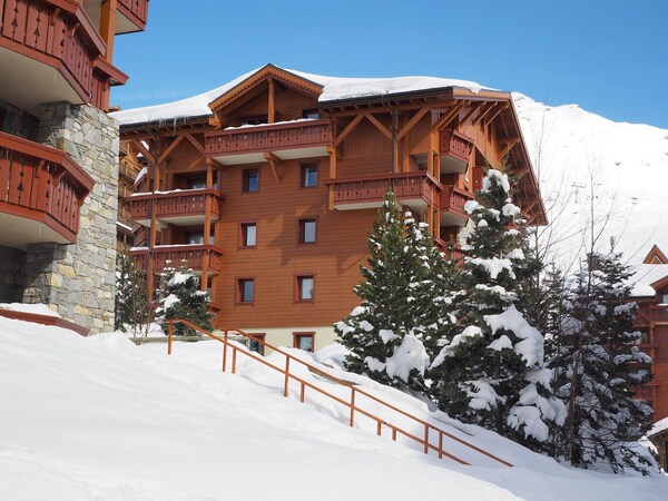 Chalet Style, On Slopes, Balcony, Pool, View - Val Thorens