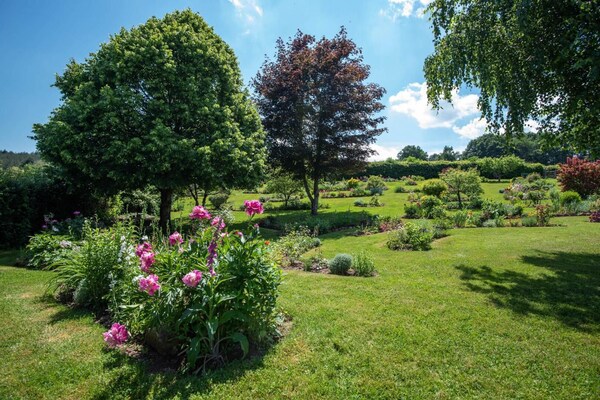 Gîte Au Jardin Le Poivre - Montceau-les-Mines