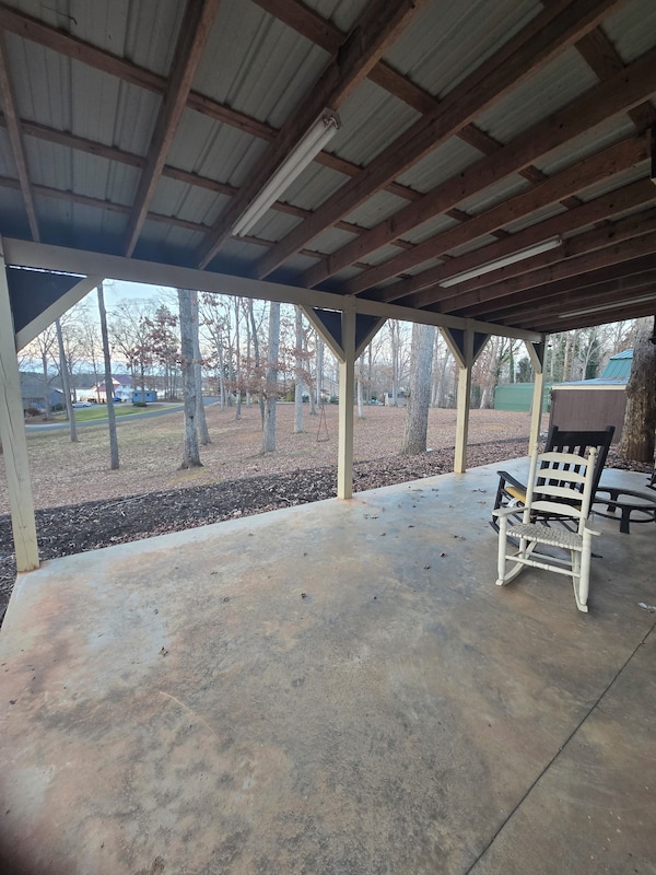 4-bedroom Cabin On Fantastic High Rock Lake - Denton, NC