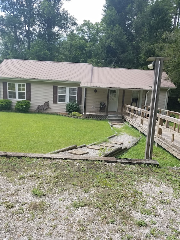 Cozy 1-bedroom House In Charming Allardt With Ac, Wifi - Allardt, TN