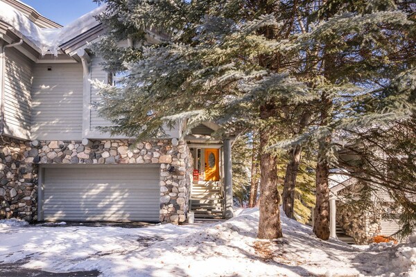 Beautiful 4 Bedroom Condo On Golf Course In Sun Valley - Sun Valley, ID