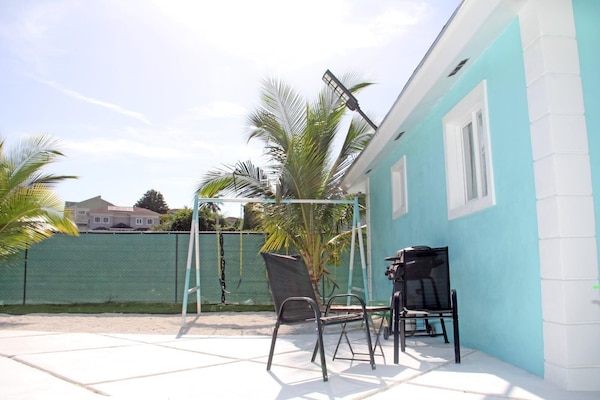 Cozy 1-bedroom Condo With Ac And Wifi In Marvelous Nassau - Nasáu