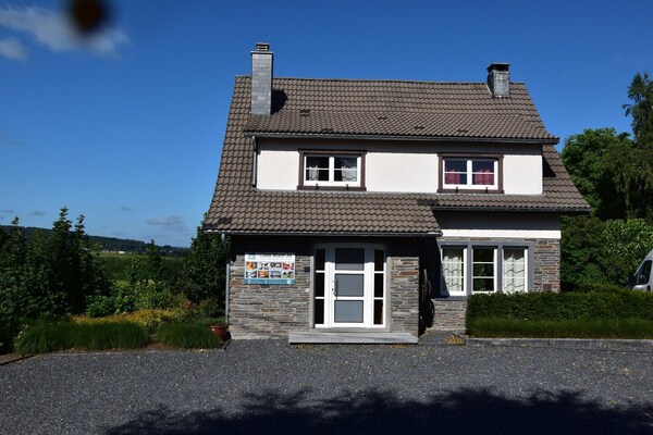 Ferienhaus In Mont Saint Jacques Mit Sauna - Vielsalm