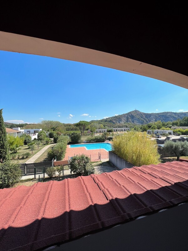 Location Appartement Avec Piscine à Ruoms Sud Ardeche - Vallon-Pont-d'Arc