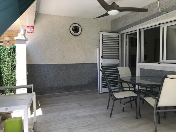 Comfortable 40 M² Apartment Just A Few Meters From The Beach, - Reus
