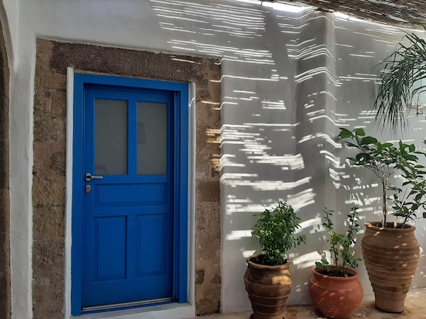 Villa Kefi, A Bright And Welcoming Place In A Typical Greek Village - Rhodos