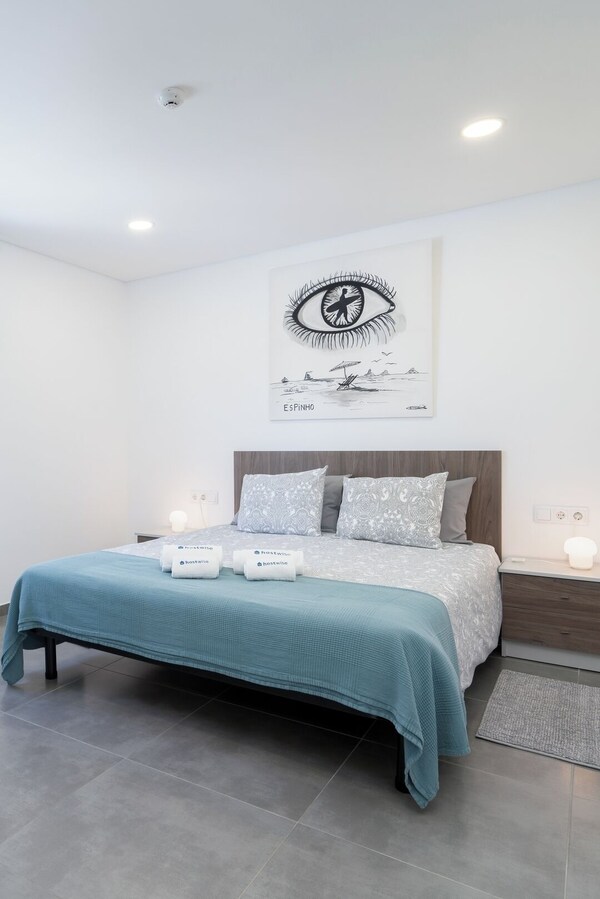 Host Wise Arvore - Double Room | Beachfront And Pool - Azurara