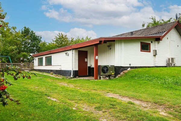 8 Person Holiday Home In Ebeltoft-by Traum - Ebeltoft