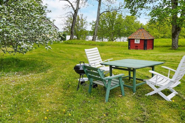 3 Personen Ferienhaus In Flen-by Traum - Flen