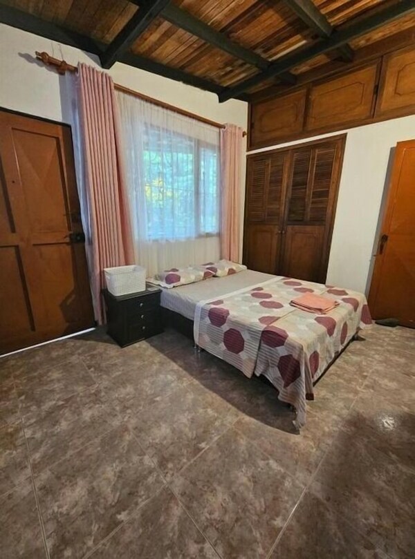 Suite Con Balcón  // Dormitorio1 Cama Doble - Garzón