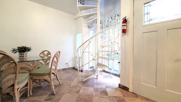 Landmark Ocean Front Villa - Rosarito