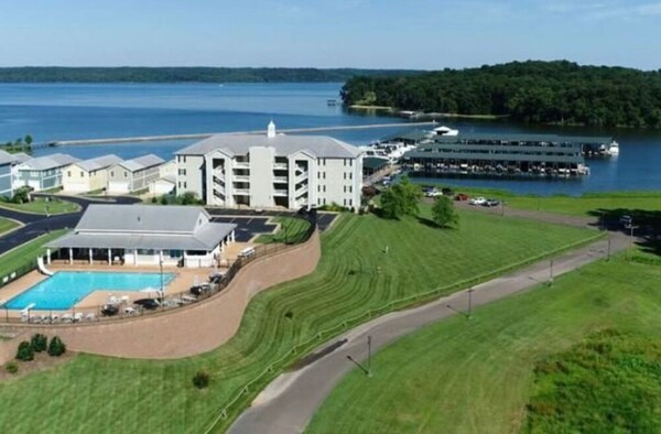 Lakeside Barndominium In Charming Buchanan - Paris Landing State Park, Buchanan