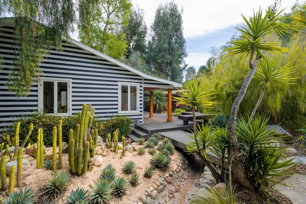 Luxury Family Compound 6 Bedrooms In Peaceful Topanga - Calabasas, CA