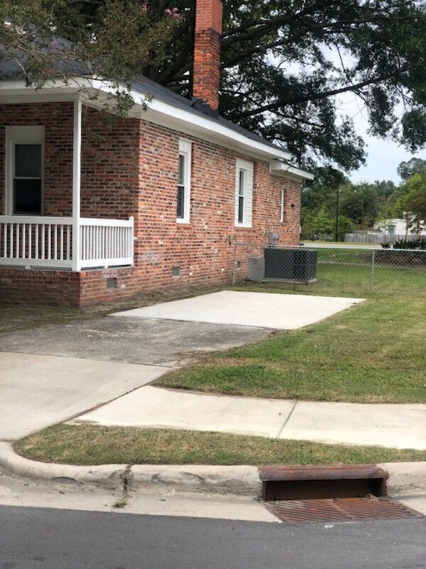 Remodeled Vintage Duplex Near Ecu & Hospital - Greenville, NC