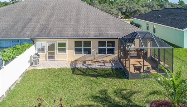 Spacious 2-bedroom Villa In Sebring, Screened Patio, Grill, Bonus Room, Sleeps - Sebring, FL