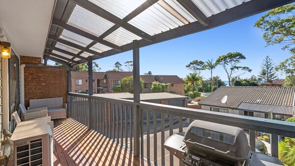 14/12 Parker Avenue, Surf Beach - Malua Bay