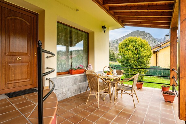 Chalet 'Les Cuartes 2' With Mountain View, Private Terrace And Private Garden - Ribadesella