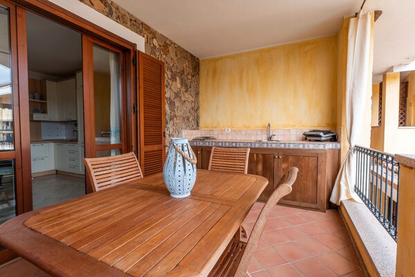 Casa De Vacaciones 'Sami' Con Piscina Compartida, Wi-fi Y Aire Acondicionado - Villasimius