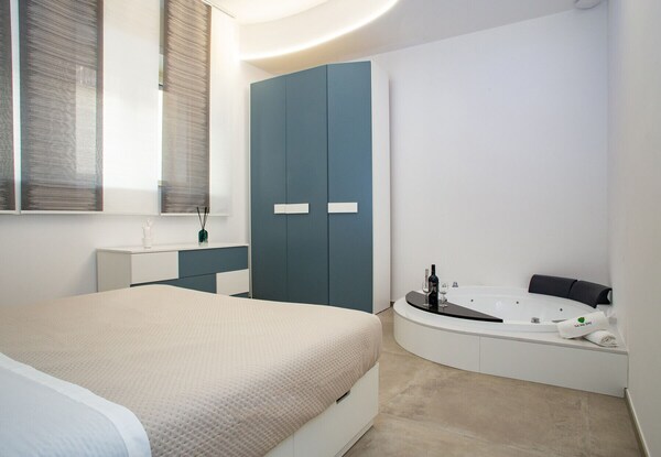 Urban Suite - The Fab Stay - Brindisi