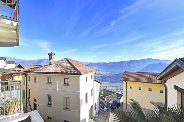 Lugano Bay View Twins, Cademario, Switzerland - Canton du Tessin