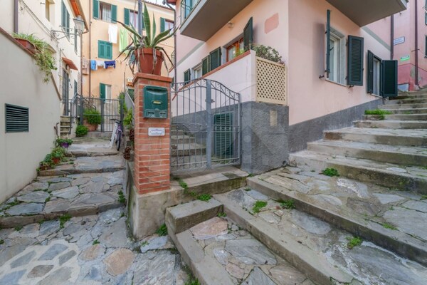 Appartamenti Malaga - Bilo Malaga Primo Piano - Porto Azzurro