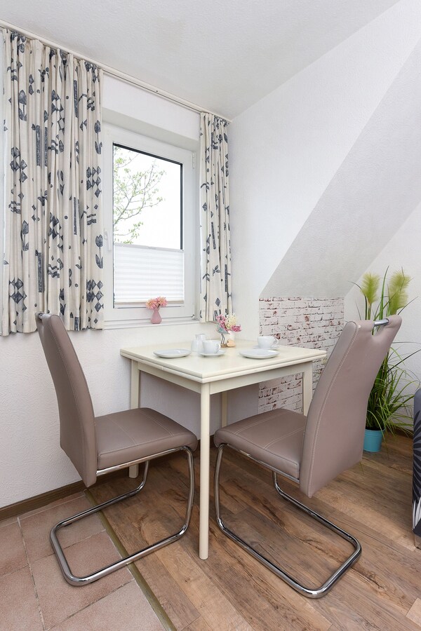 Ferienwohnung/app. Für 2 Gäste Mit 32m² In Bensersiel (271826) - Bensersiel