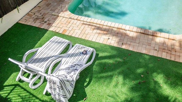The Laguna Lodge - Relax In Style. - Noosa Heads