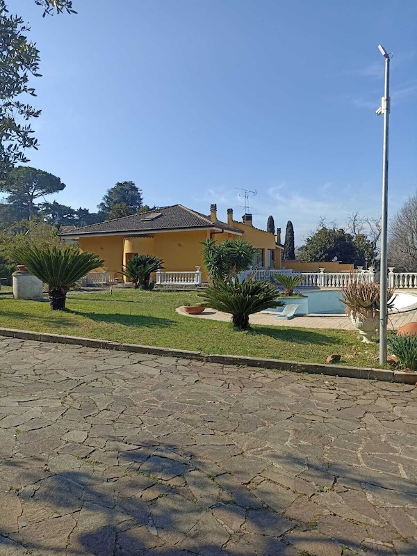 Relaxation At The Gates Of Rome, With Swimming Pool - Castel Gandolfo