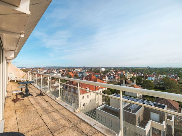 Apartment With Terrace And Parking In Le Touquet - Le Touquet