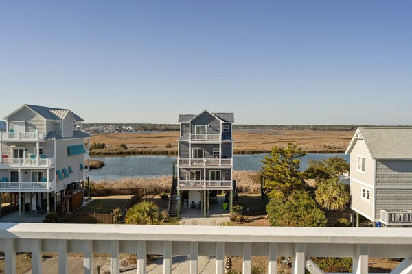Still Smilin' #180 - Dog Friendly Home W/ Sound And Ocean Views! - Topsail Island, NC