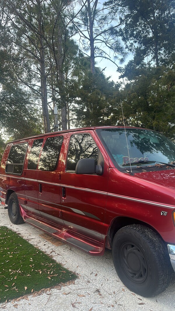 Camp/sleep Van Laundry Clean Restrooms Nature Wifi Central Fl. You Will Love It - Spring Hill, FL