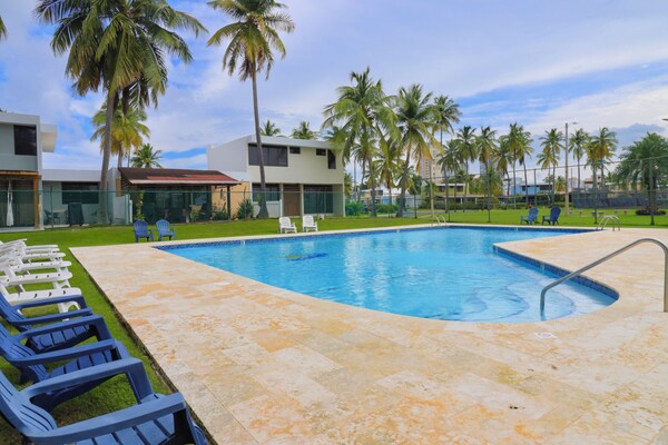 Renovated Beach House On Best Beach In Puerto Rico - Luquillo