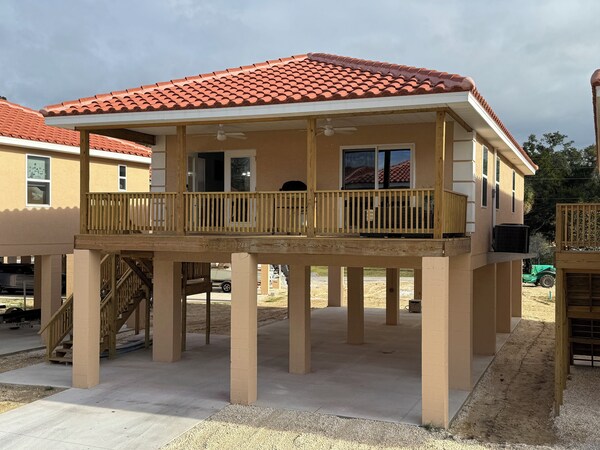 Brand New -Jan 2025- 2 Br, 2 Ba Villa In Tradewinds, Homosassa - Homosassa